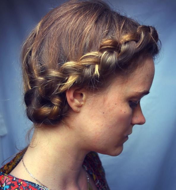 roxiejanehunt | 3 perfect #DIYhair styles to channel Spring.